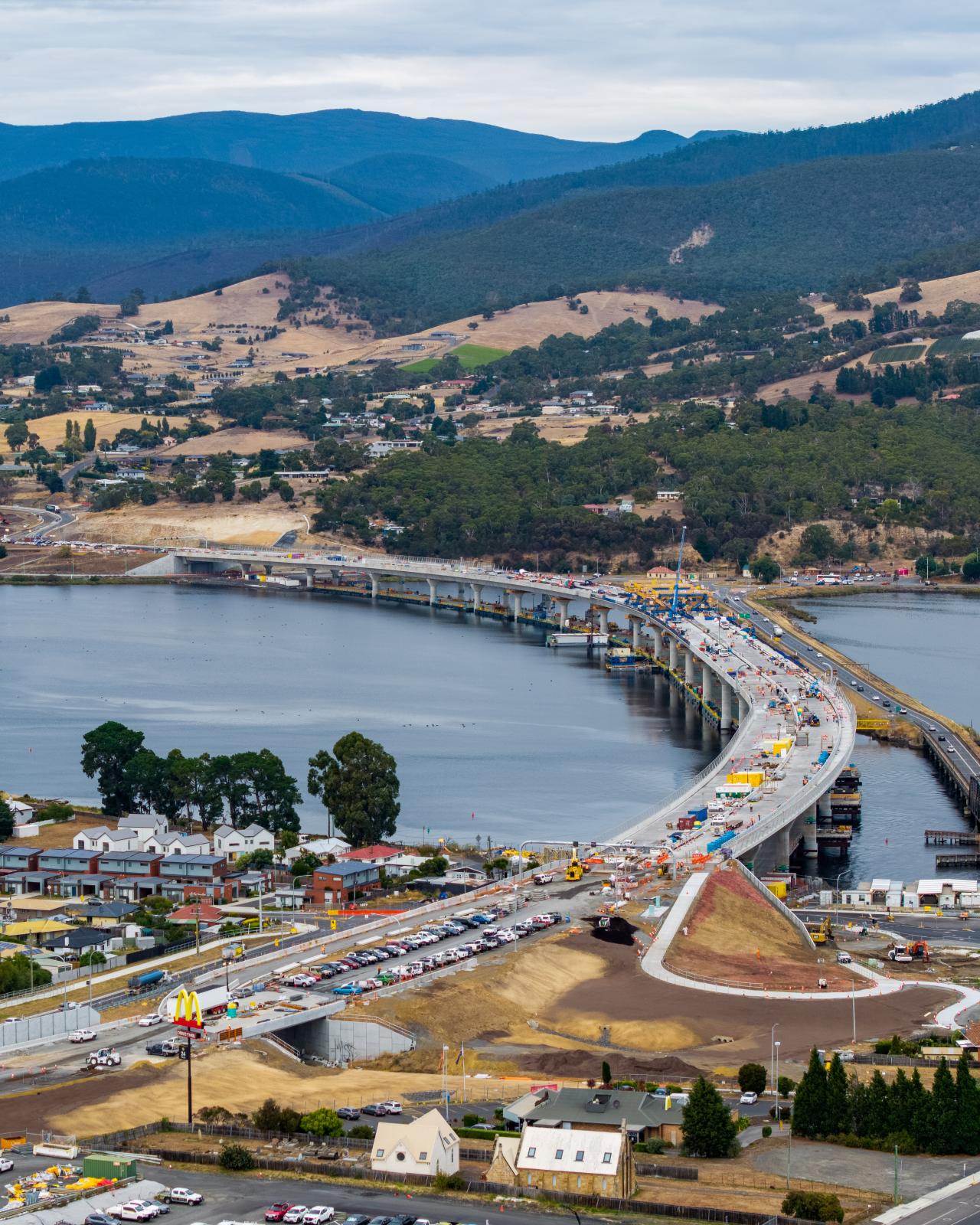 Bridgewater Bridge a finalist in national awards | Tasmanian Country ...